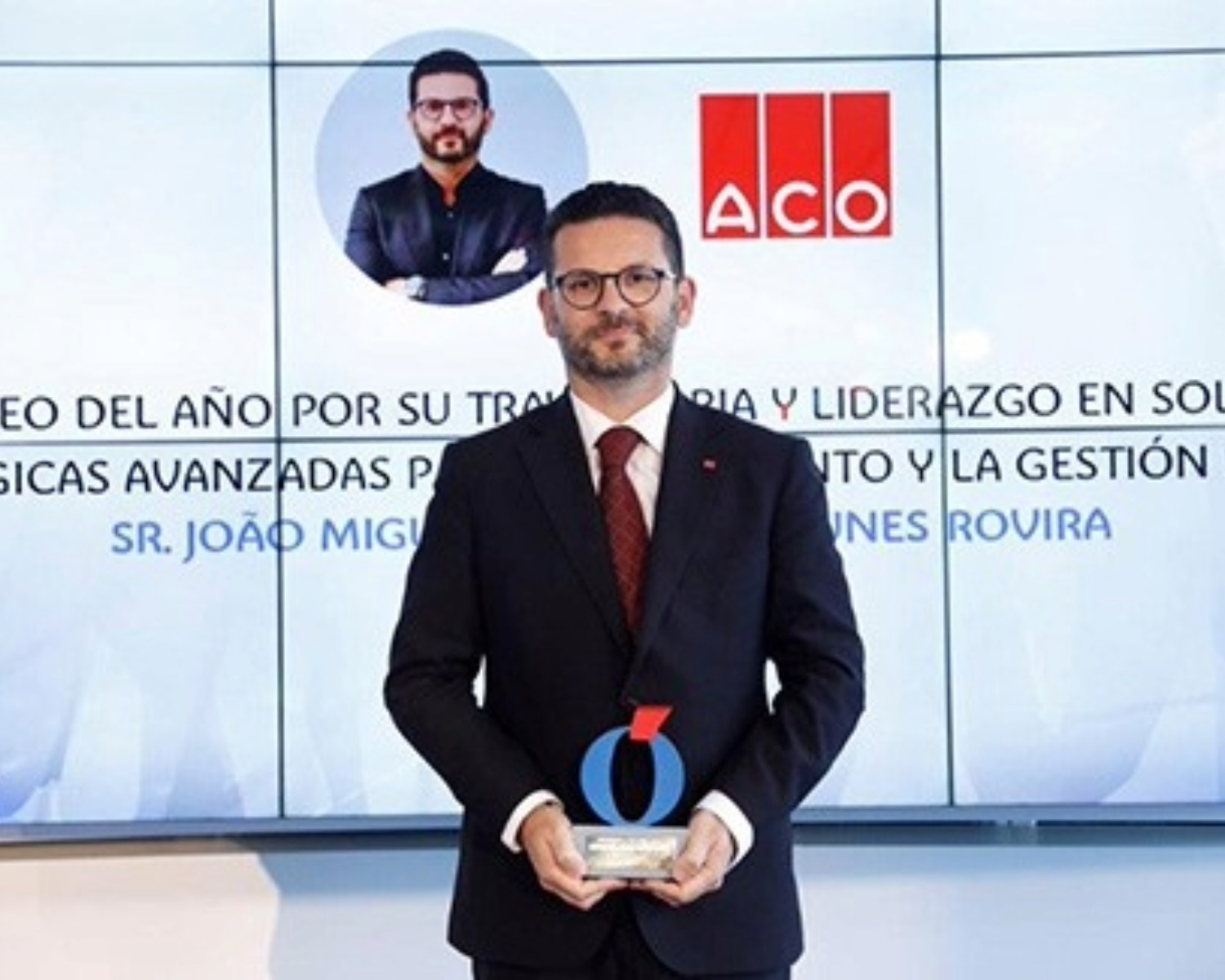 ACO ShowerDrain S+, un canal de ducha sorprendentemente simple